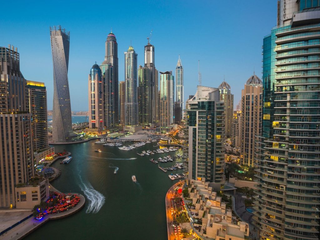 Dubai Marina: Cosa Vedere, Spiagge, Hotel e Guida 2025 - Vado a Dubai Blog